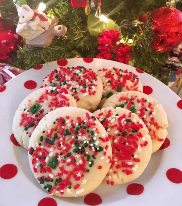 Christmas Sprinkle Sugar Cookies | Norine's Nest