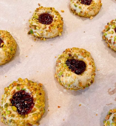 Raspberry Pistachio Thumbprint Cookies | Norine's Nest