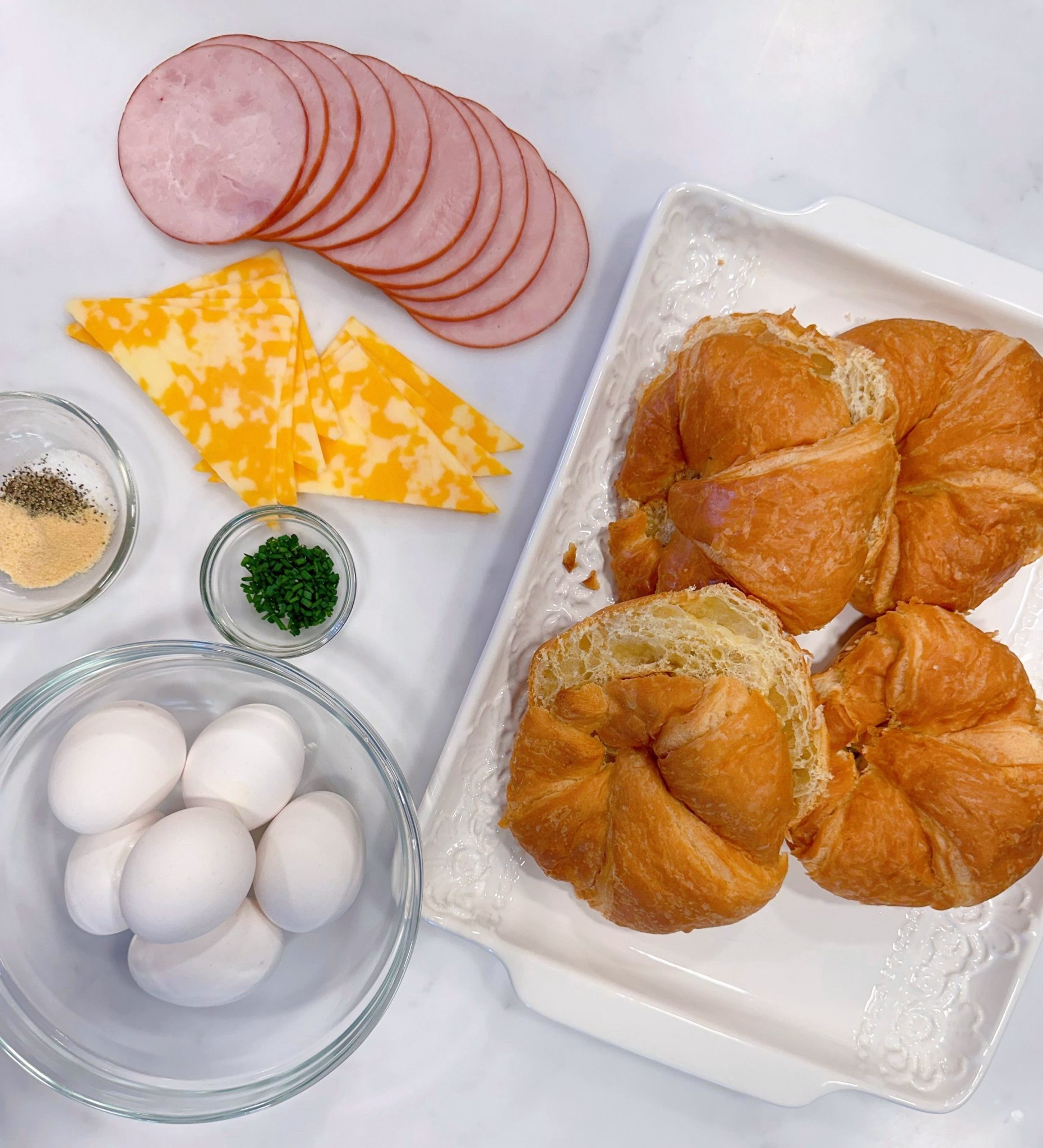 Easy Croissant Breakfast Sandwich Recipe | Norine's Nest