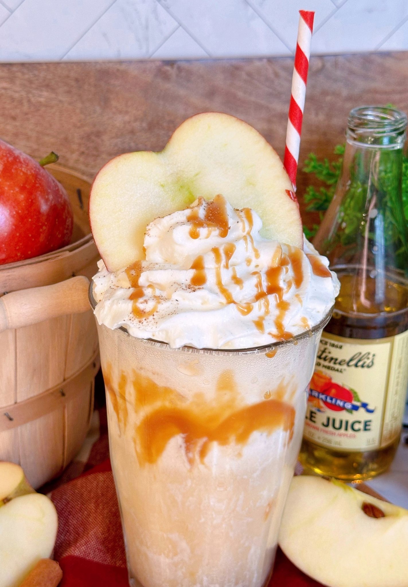 Best Caramel Apple Cider Floats | Norine's Nest