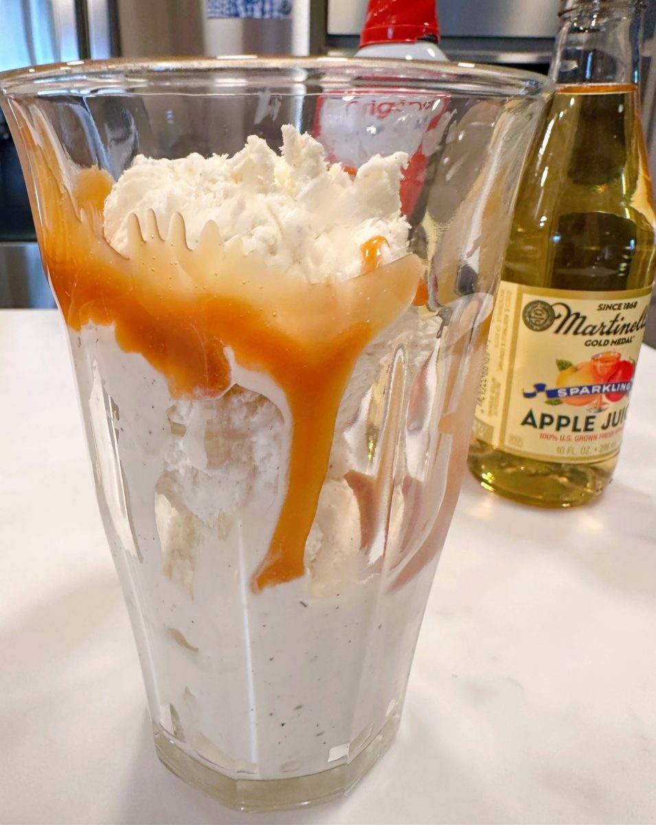 Best Caramel Apple Cider Floats | Norine's Nest