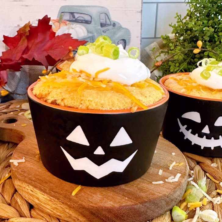 Individual Chili Cornbread Cups | Norine's Nest